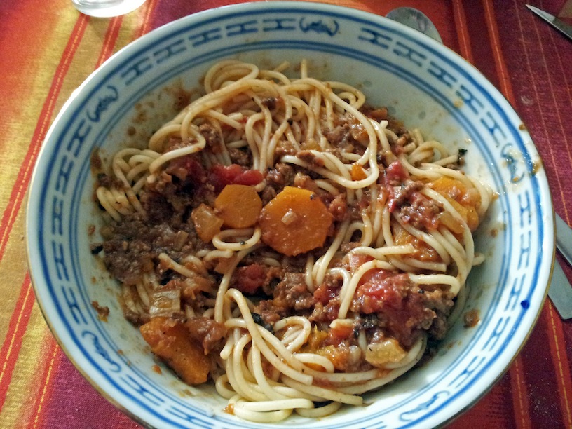 Spaghetti with minced meat sauce - Aliette de Bodard Spaghetti with minced meat sauce - Aliette de Bodard